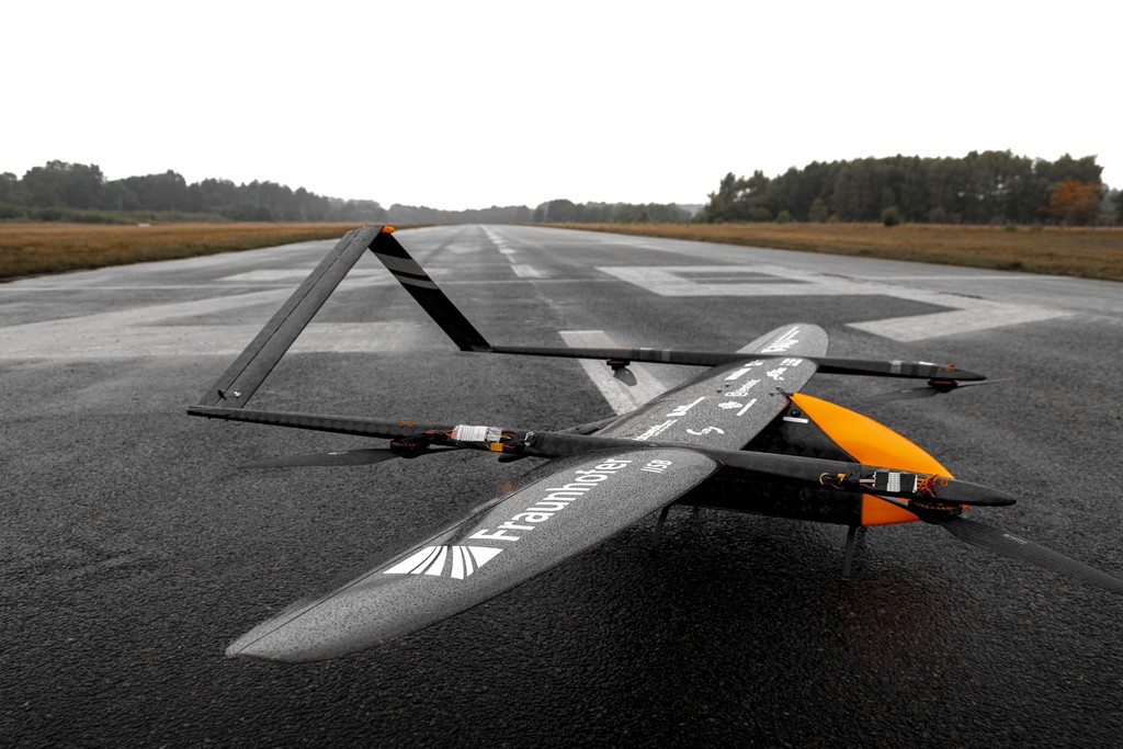 FAU Studierende gewinnen internationale New Flying Competition ...